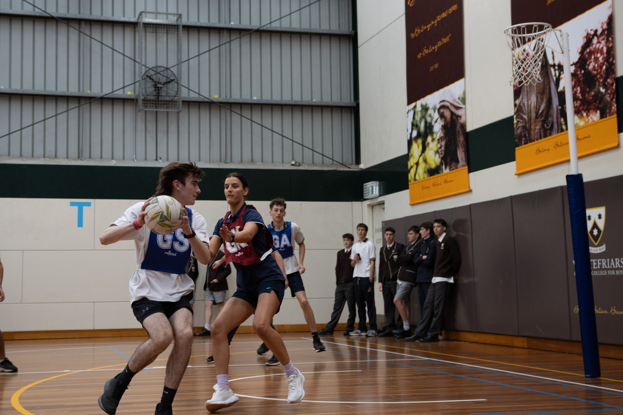 Teachers win by 1 goal! Staff v Students Netball - Whitefriars College